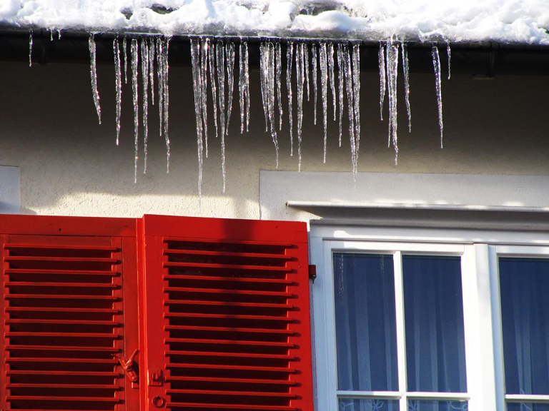 Roof and Gutter Trace Heating | Eltherm Heat Tracing Systems